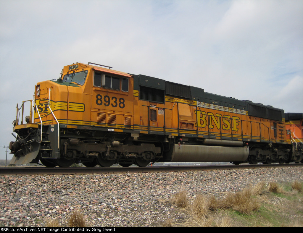 BNSF 8938